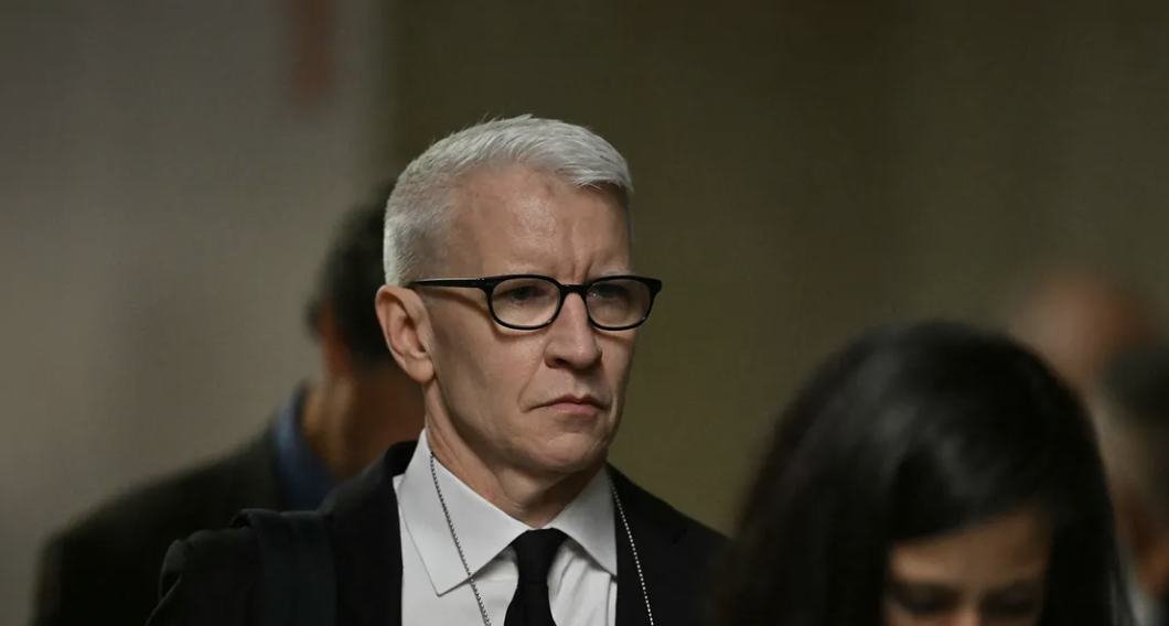 Anderson Cooper Hit by Debris Covering Hurricane